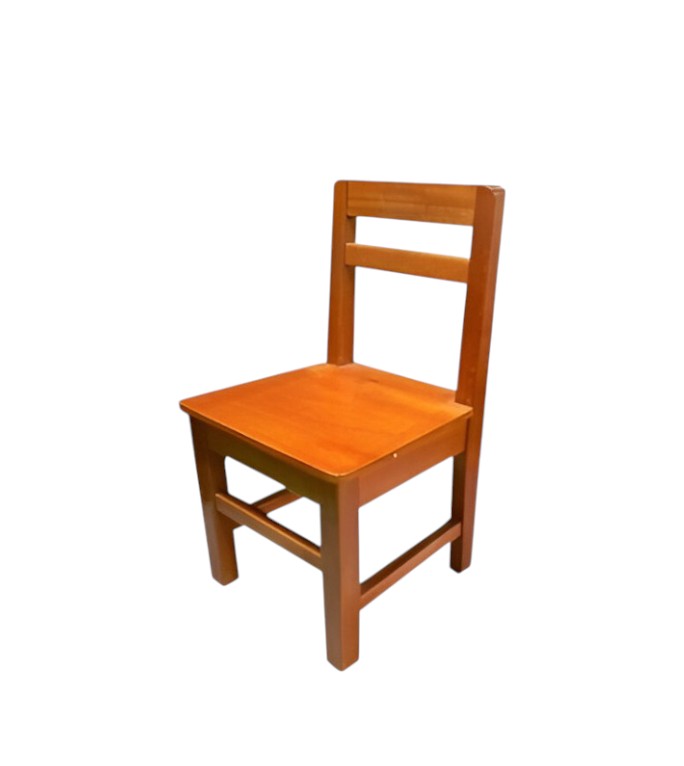 SILLA ADULTO DE MADERA COIGUE CON RESPALDO – totalmuebles.cl